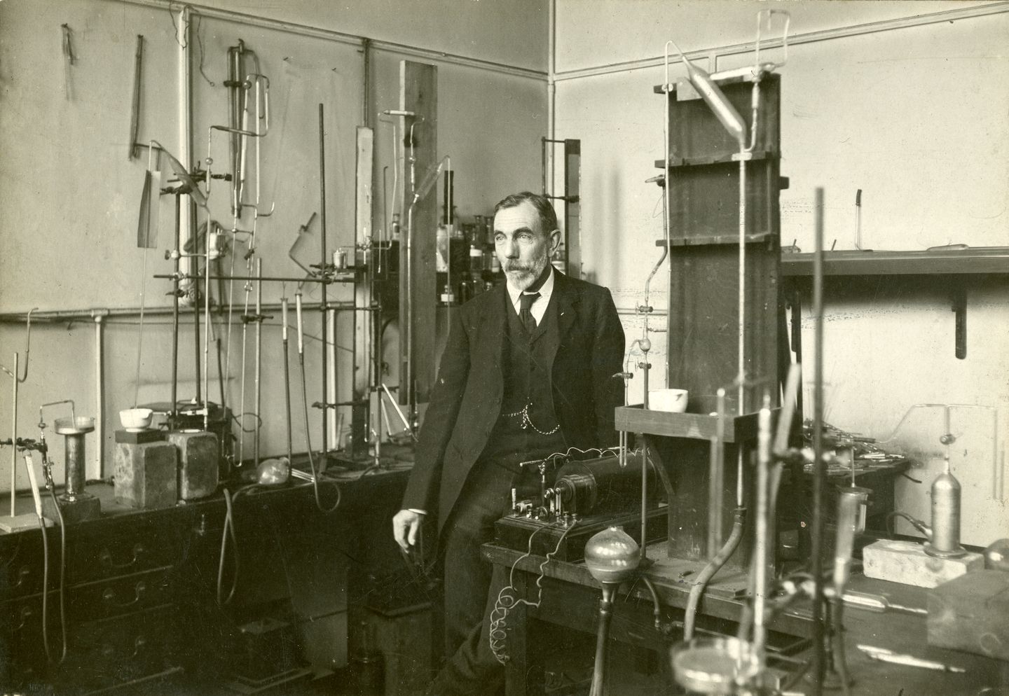 William Ramsay | The Royal Society: Science in the Making