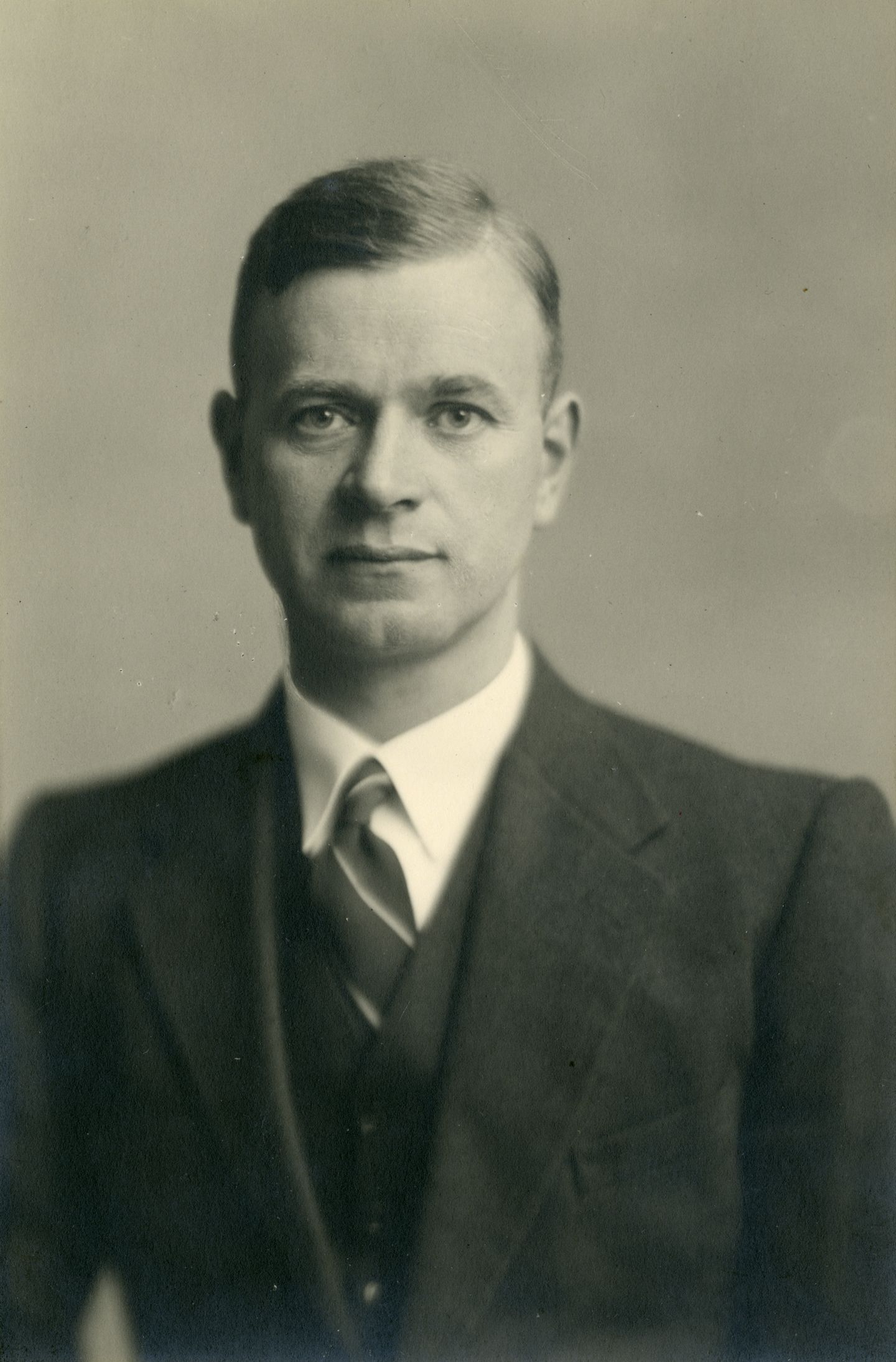 George Edward Raven Deacon | The Royal Society: Science in the Making