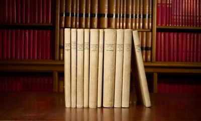 Paper, 'A catalogue of electrical bodies by the late Dr Rob [Robert ...