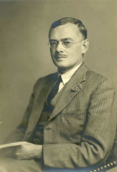 Referee's report by Augustus Daniel Imms, on a paper 'Evaporation from ...